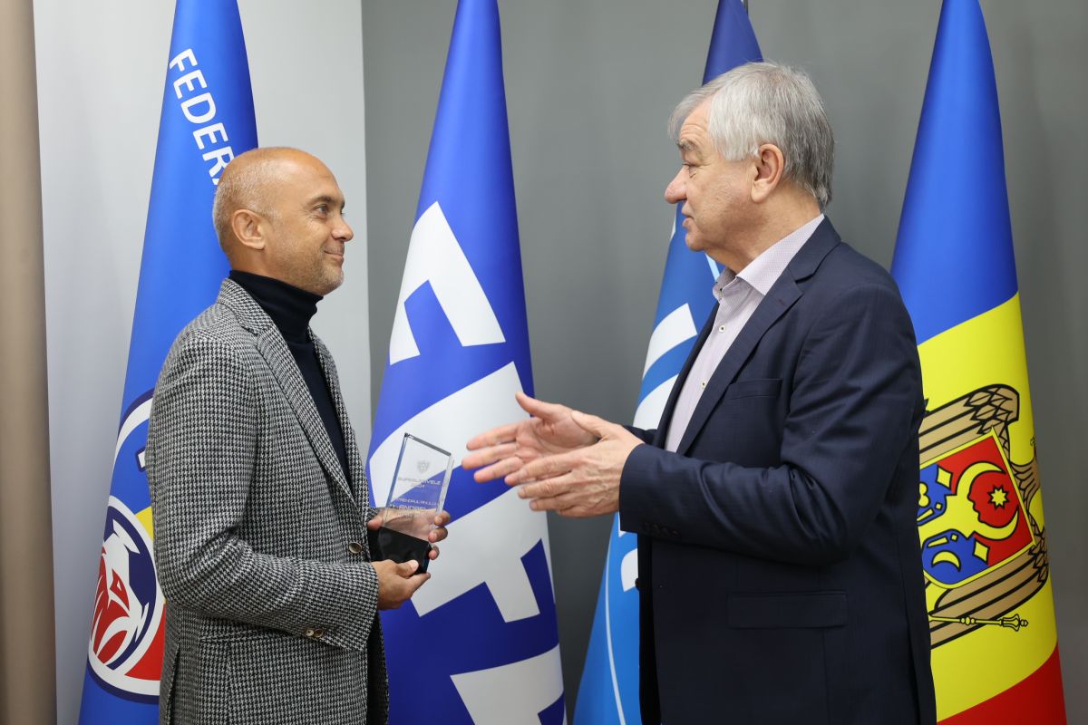 (foto) FC Petrocub, desemnată echipa anului 2024. Un antrenor și doi ...